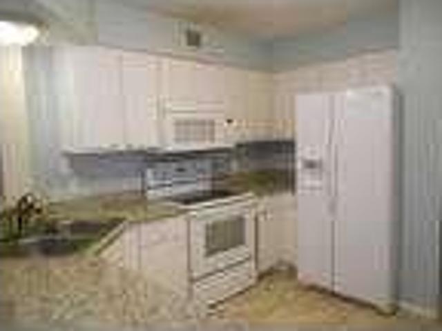 300 Scotia Dr #203, Hypoluxo, FL 33462