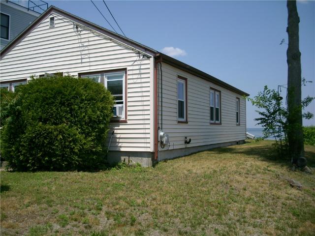 300 Shawomet Avenue