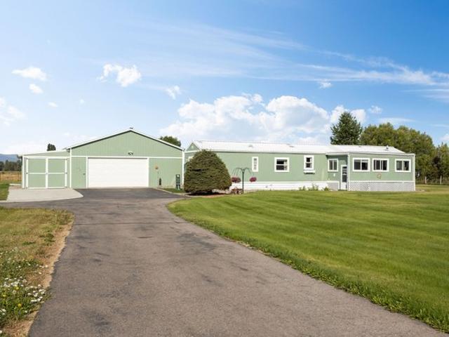 300 Sirucek Ln, Kalispell, MT 59901