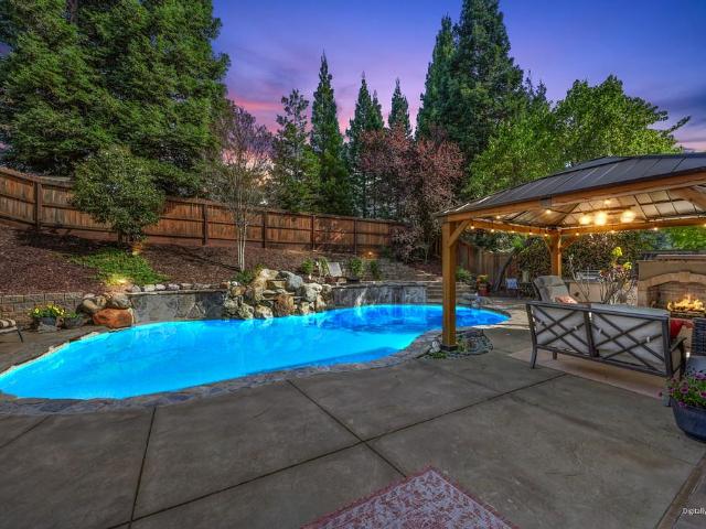 300 Sprig Cir, Folsom, CA 95630 | Compass