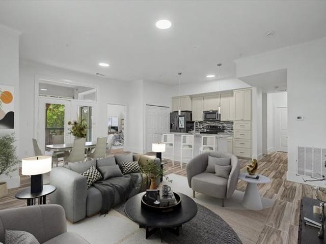 300 St Joseph Pkwy Apt 124, Houston, TX 77002