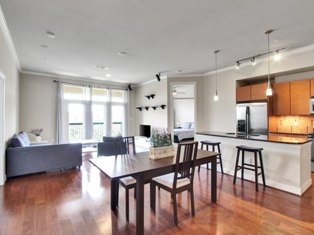 300 St Joseph Pkwy Apt 318, Houston, TX 77002