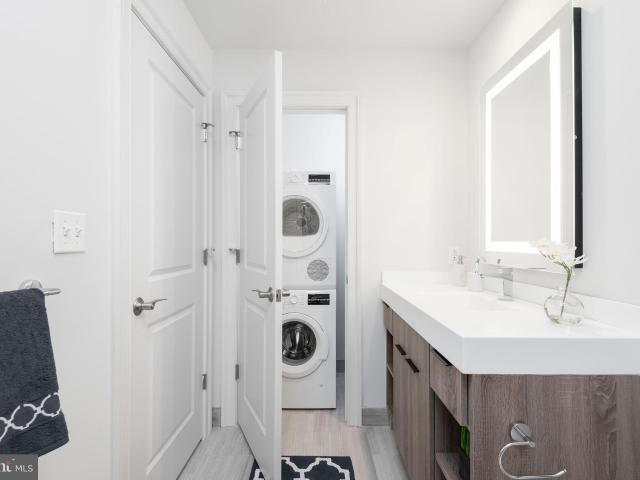 300 St Paul Pl, Unit 1BR, Baltimore, MD 21202 | MLS #MDBA2070