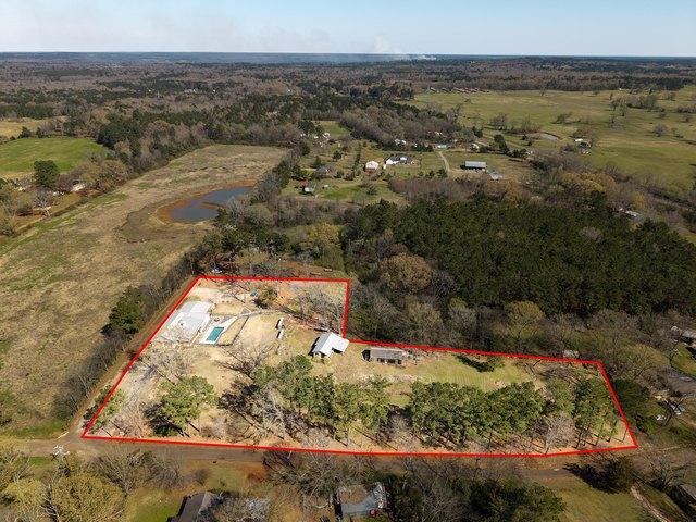 300 Stoddard Dr, Nacogdoches, TX 75965