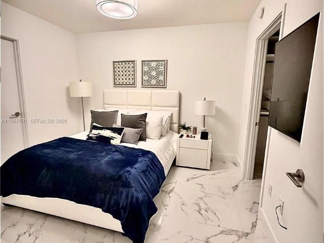 300 Sunny Isles Blvd, Sunny Isles Beach, FL