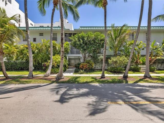 300 Sunrise Dr Apt 1B, Key Biscayne, FL 33149