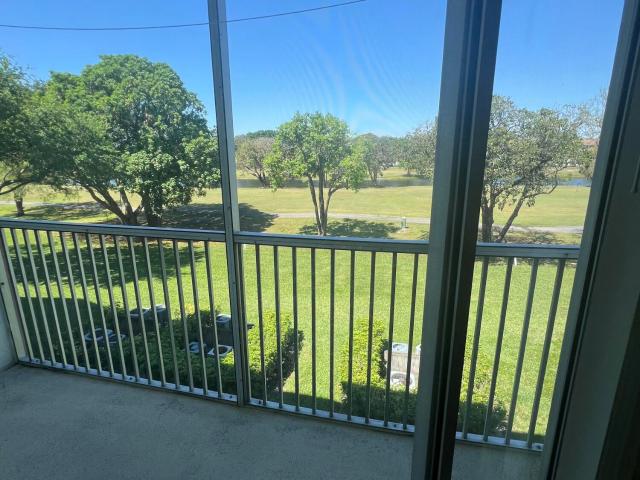 300 SW 130th Ter, Unit 314B, Pembroke Pines, FL 33027 | MLS #B26007 | Compass