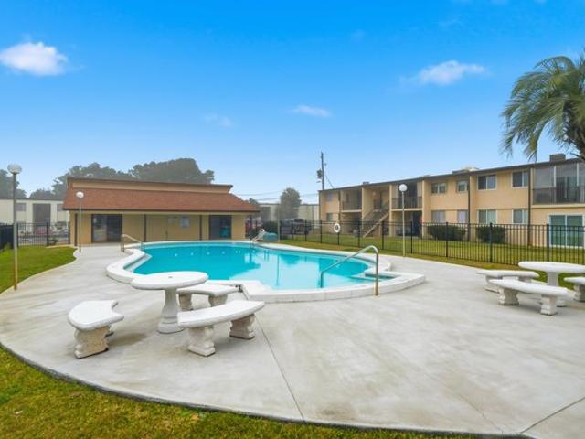 300 SW Miracle Strip Pkwy Unit 1D, Fort Walton Beach, FL 32548