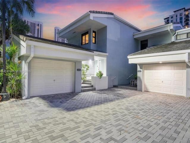 300 Poinciana Dr, 702, Sunny Isles Beach, FL 33160
