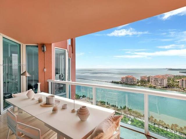 300 Pointe Dr S #2802, Miami Beach, FL 33139