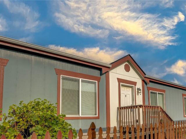 300 Park Ave, Unit 20, Buckley, WA 98321 | MLS #2451 | Compass