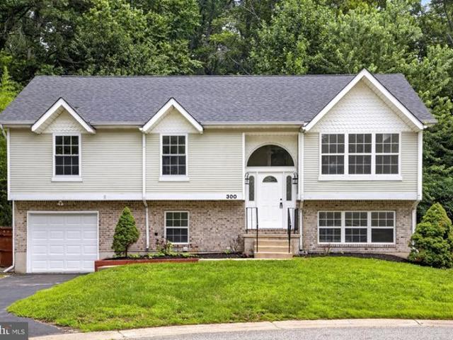300 Park Ln, Wilmington, DE 19804