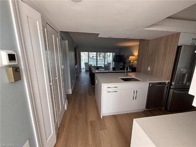 300 Park Shore Dr, Unit 1B, Naples, FL 34103 | MLS #226014