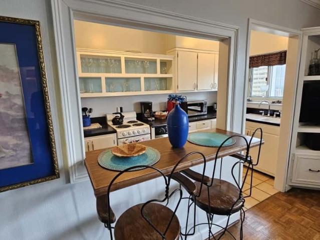 300 Peachtree St NE, Unit 22N, Atlanta, GA 30308 | MLS #10640