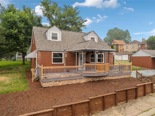 300 Pershing Dr