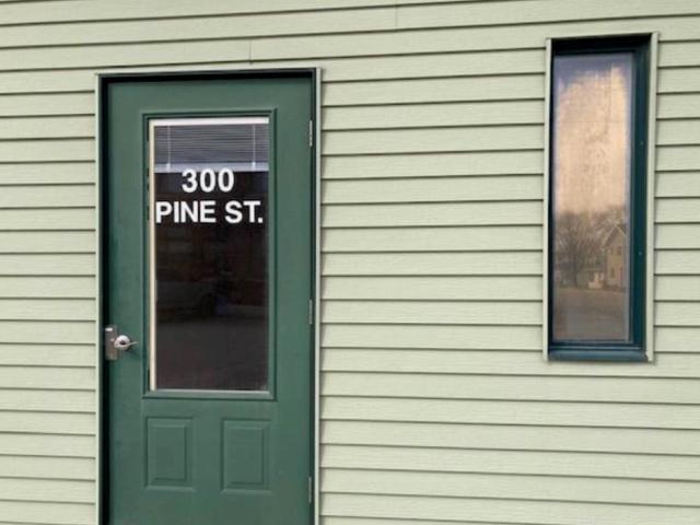 300 Pine Street