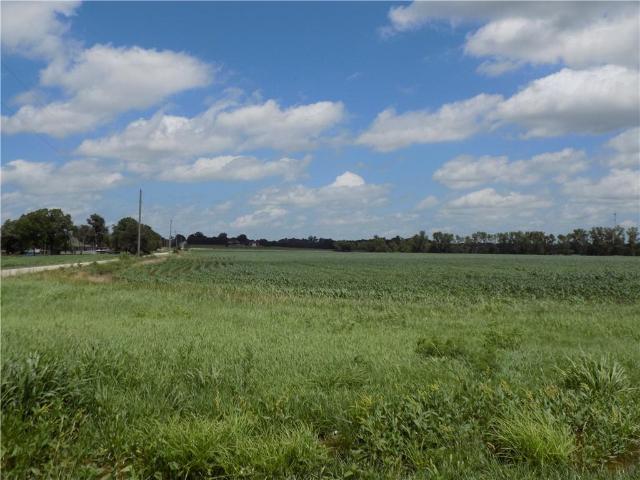 300 Road & Oregon Road