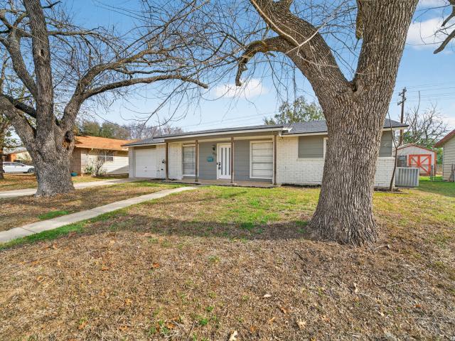 300 Roanoke, Schertz, TX 78154 | MLS #1943 | Compass