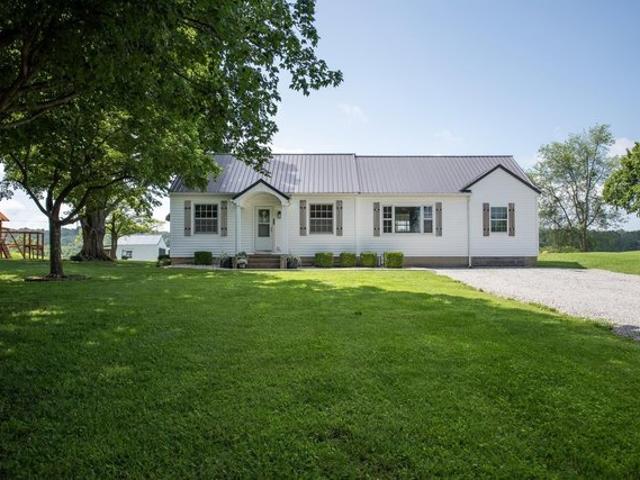 300 Roland St, Calhoun, KY 42327