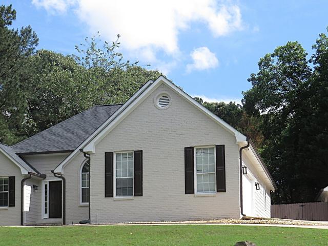 300 Rampart Street