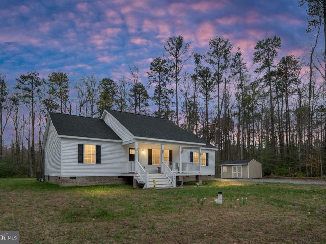 300 River Oaks Rd, Center Cross, VA 22437 | MLS #VAES2002