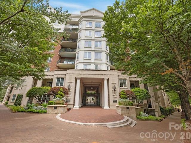 300 W 5th St Apt 343, Charlotte, NC 28202