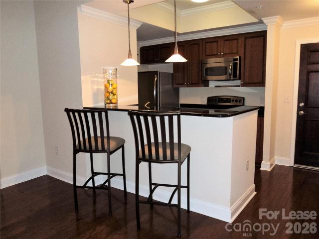 300 W 5th St, Unit 639, Charlotte, NC 28202 | MLS #4371 | Compass