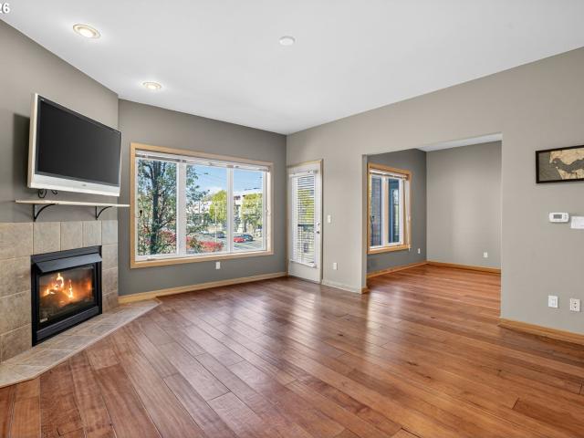 300 W 8th St, Unit 324, Vancouver, WA 98660 | MLS #602702 | Compass