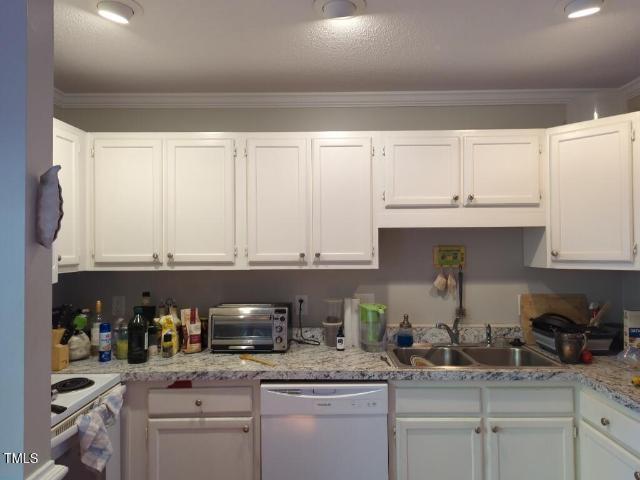 300 W Woodcroft Parkway 33b