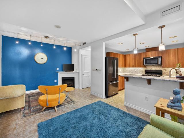 300 W Beech St, Unit 10, San Diego, CA 92101 | MLS #260009