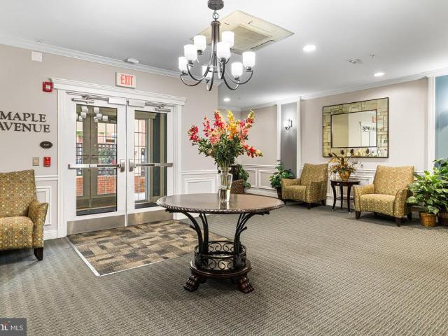 300 W Elm Street # 2223