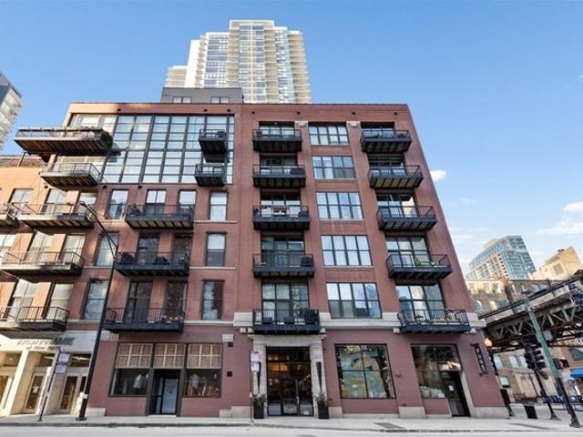 300 W Grand Ave Apt 302, Chicago, IL 60654