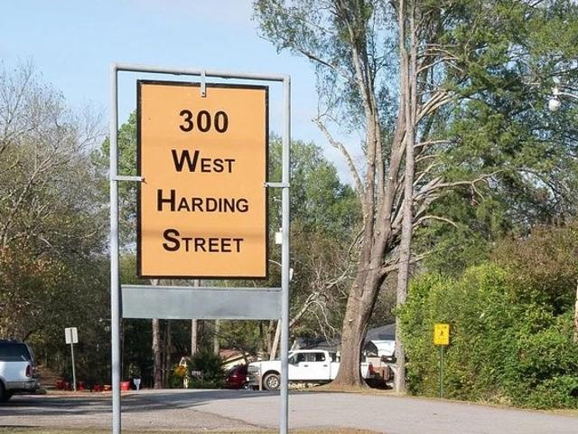 300 W Harding St, Morrilton, AR 72110