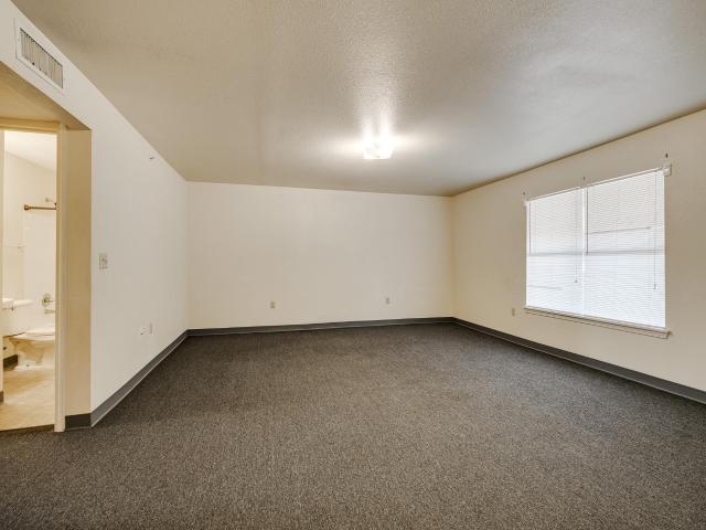 300 W Harding, #406