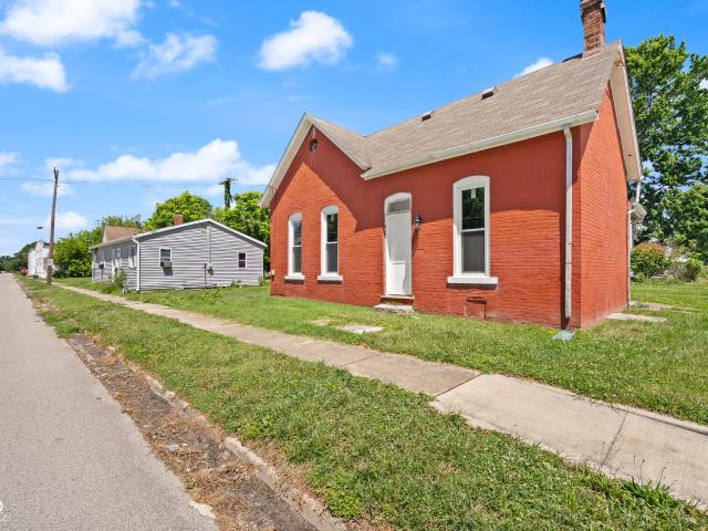 300 W Howard Street