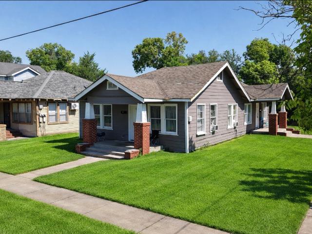 300 W James Ave, Baytown, TX 77520 | MLS #57354