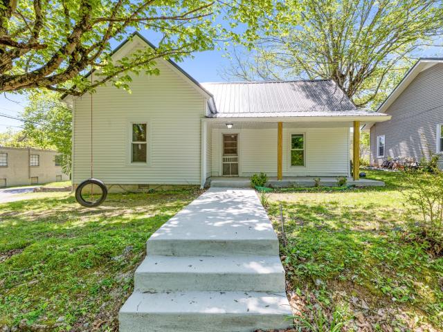 300 W Railroad St, Dickson, TN 37055 | MLS #3178