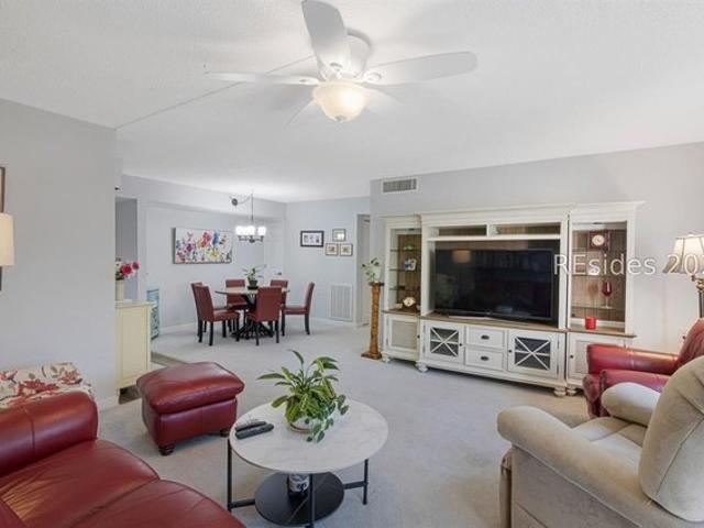 300 Woodhaven Dr Apt 1204, Hilton Head Island, SC 29928
