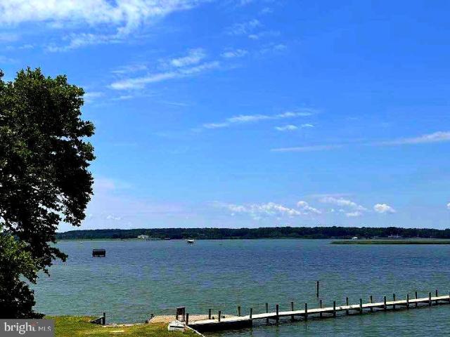 300 Woods Point Road
