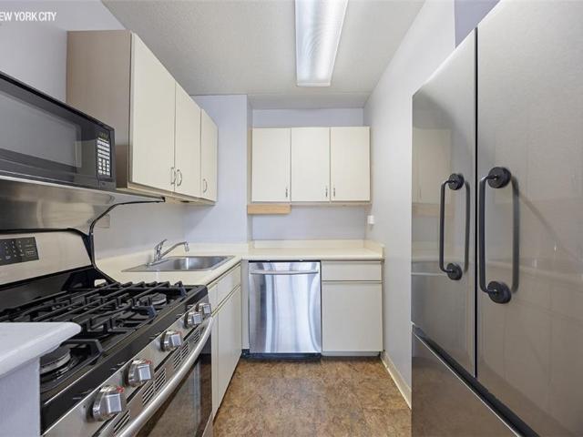 300 West 110th Street # 10K