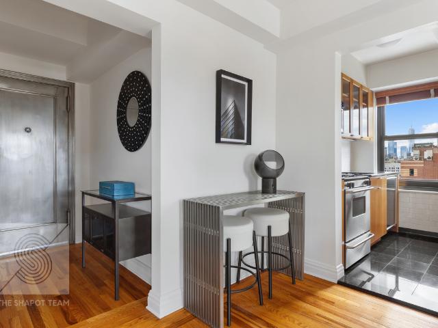 300 West 23rd Street, New York, NY