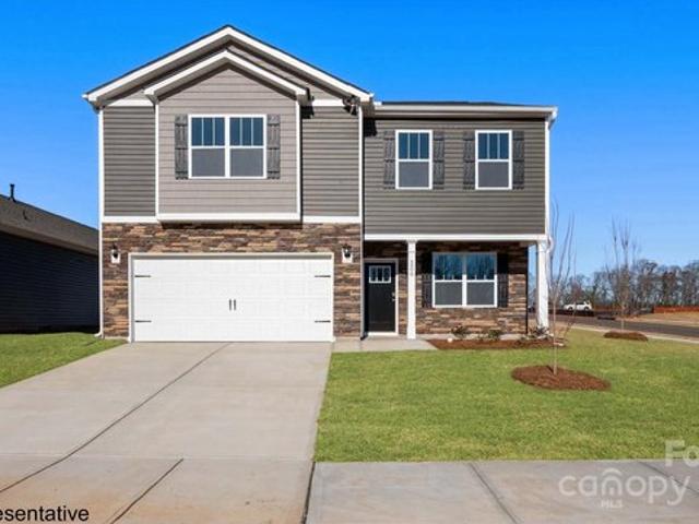 300 Wheatfield Rd, Fletcher, NC 28732