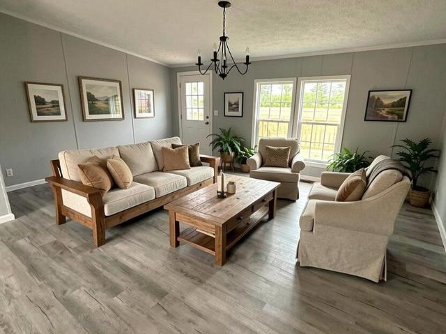 300 Whitemon Lane