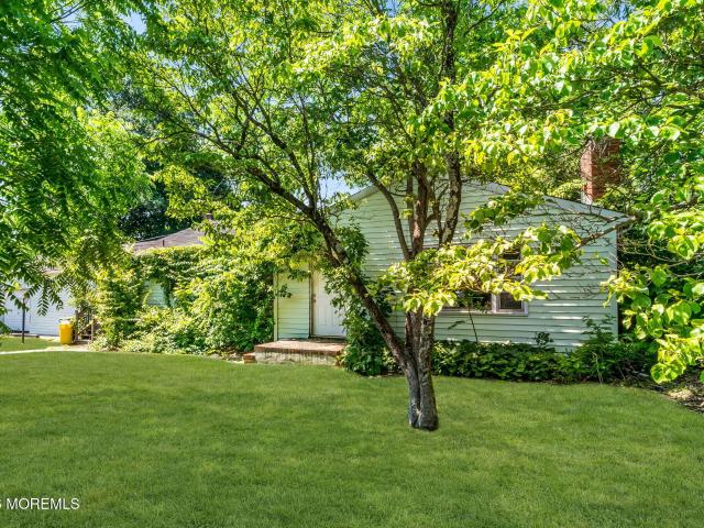 300 Whitesville Road