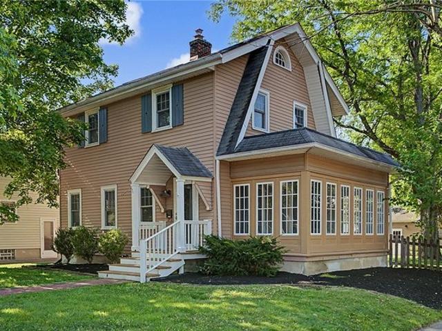 300 Wiltshire Blvd, Oakwood, OH 45419