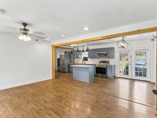 300 Todd Ln
