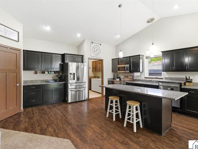 300 Tanager Road
