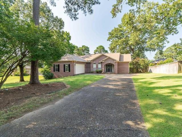 300 Tanglewood Rd, Hot Springs, AR 71913