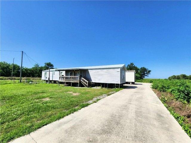 30142 and 30144 Highway 23, Port Sulphur, LA 70083