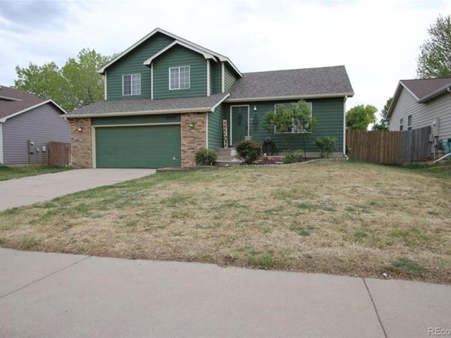3014 Mariners Landing Dr, Evans, CO 80620